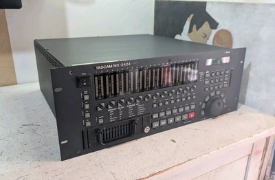 TASCAM MX 2424 MULTITRACK 24TRACK 24 BIT DIGITAL RECORDER RACK MOUNTED ...