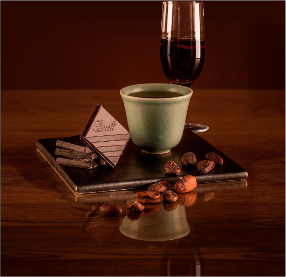 Lindt EXCELLENCE Dark 90 Percentage Cocoa Dark Chocolate Bar, 100 G ...