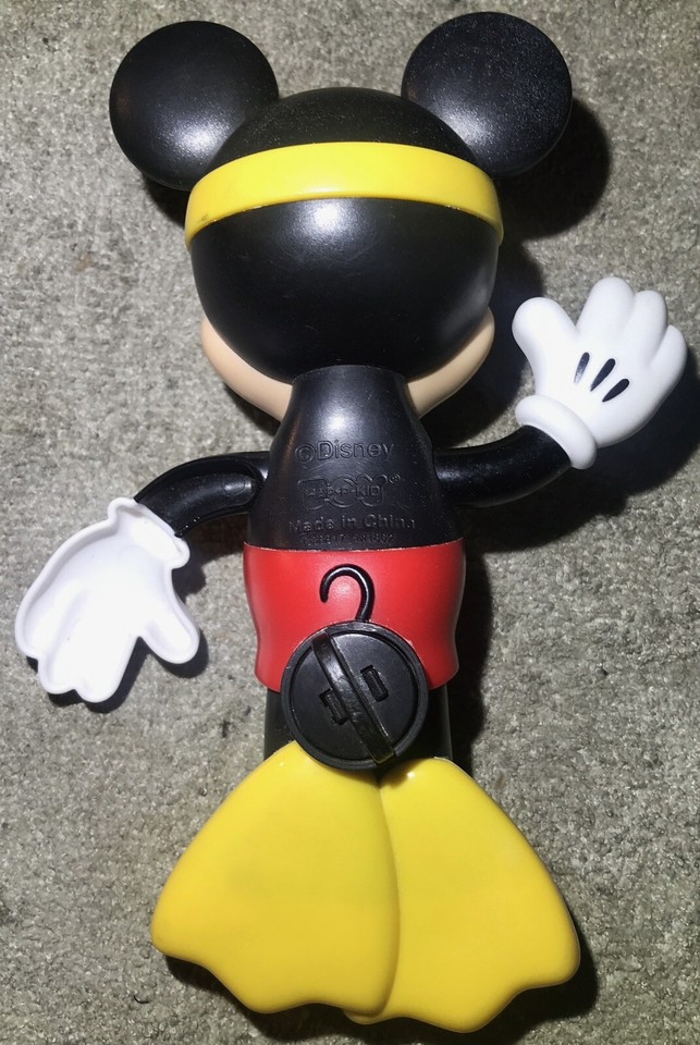 Disney Junior Mickey Mouse Action Figure Water Swimmer Bath Toy 7” | eBay