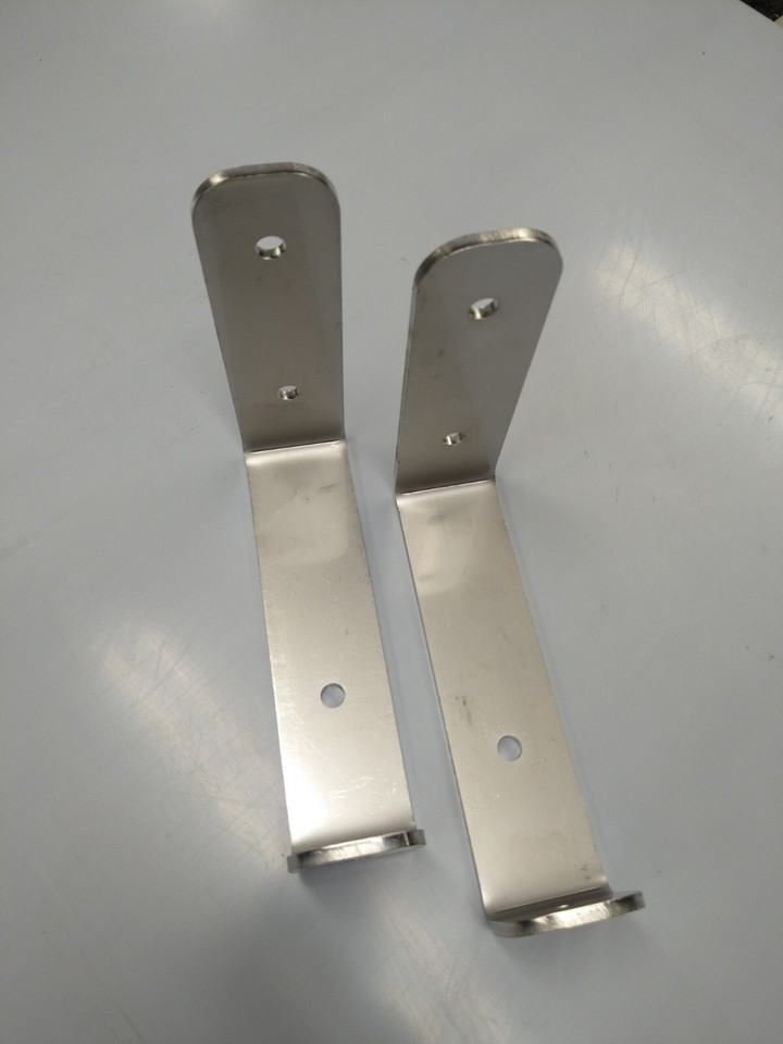 UNIVERSAL Wall Ladder Hook Bracket Rack Secure Ladders Brackets ...