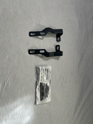 Engine Hood Mounting Brackets for LED Pods SR5 Toyota Tacoma 2005 ...