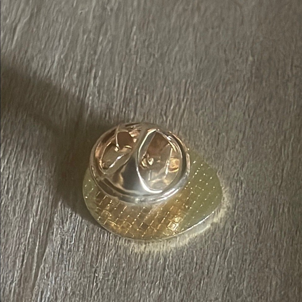 Yellow Smiley Face Pin | eBay