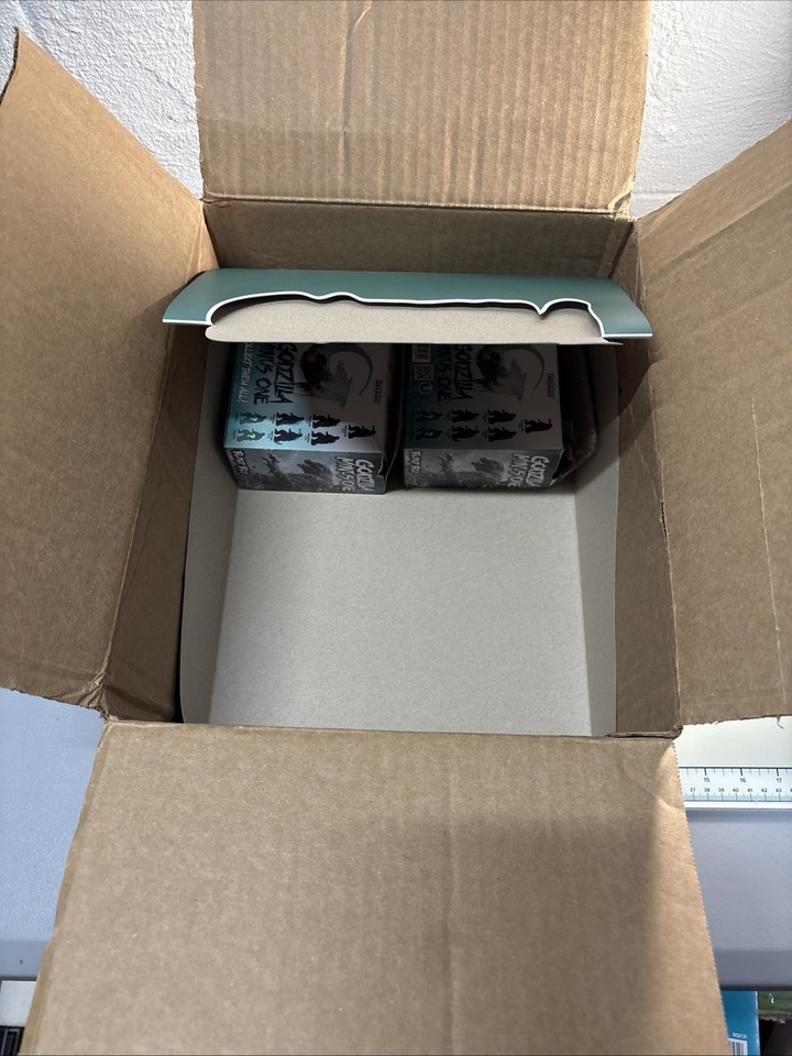 Godzilla Minus One 1 Super 7 Reaction Series Blind Box 2 Figures W ...