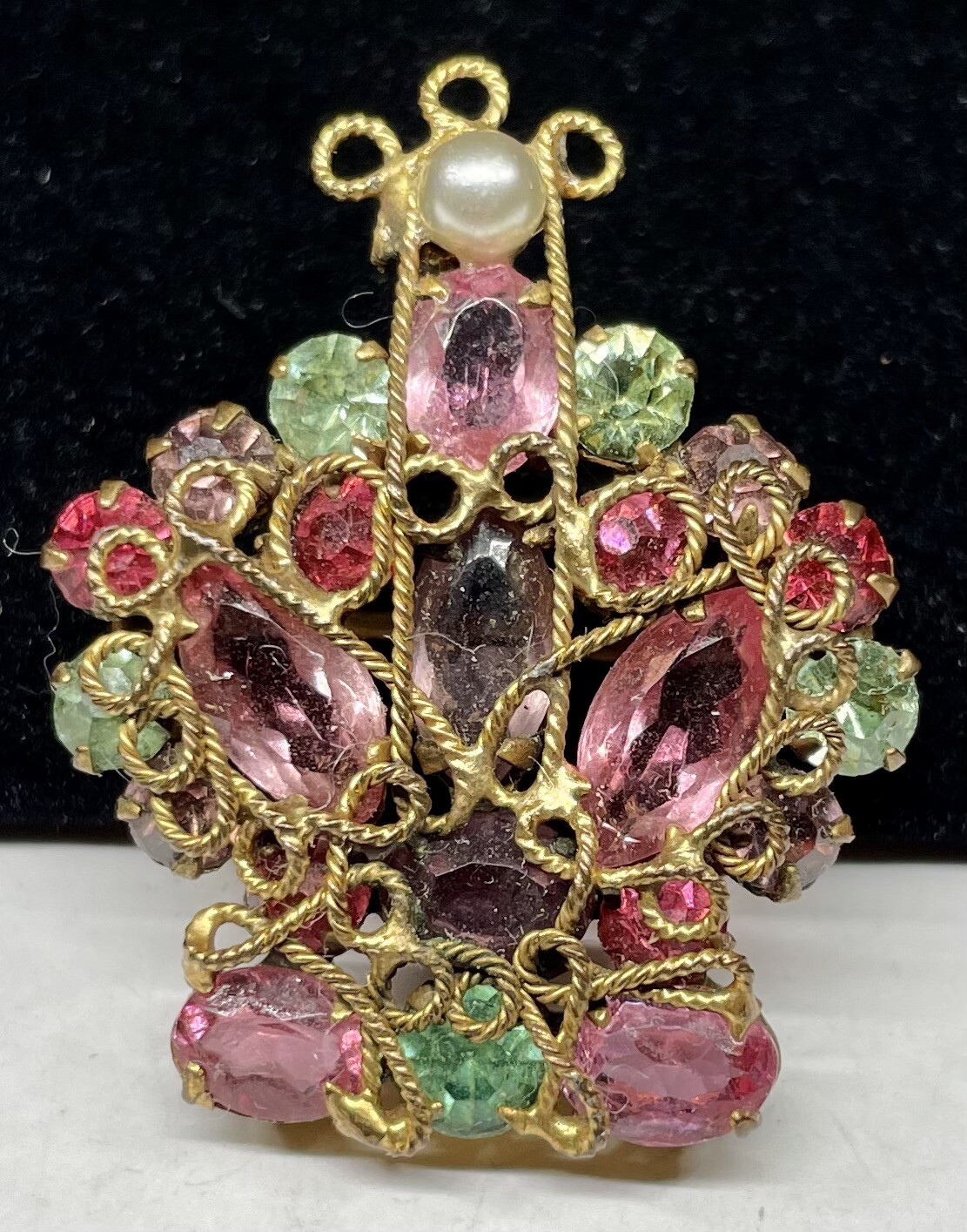 Hobe or Robert 1-1/2" Brooch Rare Vintage Gilt Filigr… - Gem