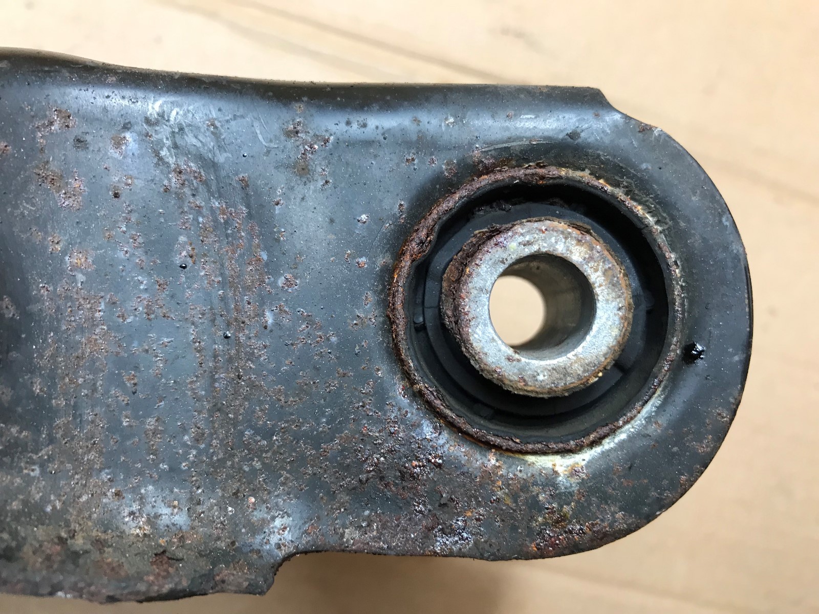 REAR LEFT LOWER WISHBONE TRACK CONTROL ARM 8V415K652AA FOR FORD KUGA ...