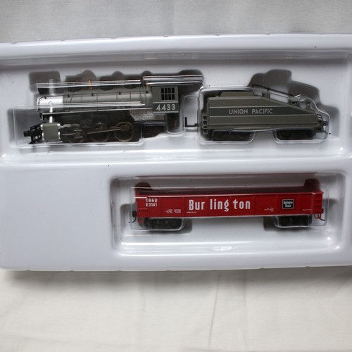 Bachmann 00761 Yard Master Electric E-Z Track Ready to Run Train Set HO ...