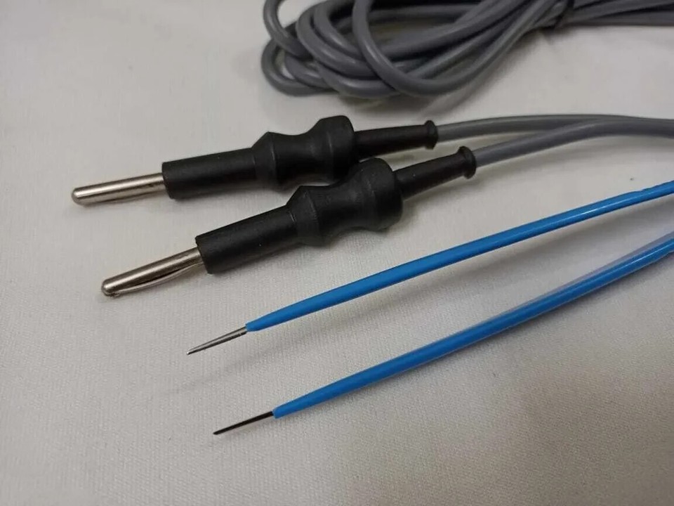 2 pcs Laparoscopy Bipolar Bayonet Clamp Forceps With Bipolar Cable ...