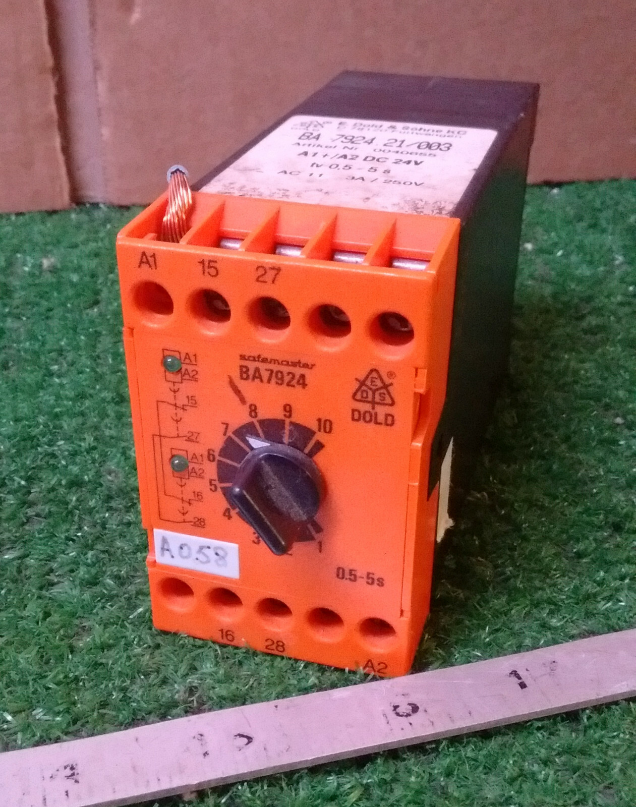 1 USED E DOLD&SOHNE KG BA 7924.21/003 TIME DELAY RELAY ***MAKE OFFER ...