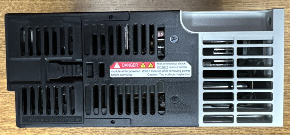 ALLEN-BRADLEY 25B-D2P3N104 POWERFLEX 525 AC DRIVE 323-528V 2.3A **NEW ...