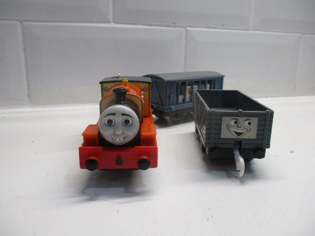tomy trackmaster thomas the tank engine train billy & McColl's trucks ...