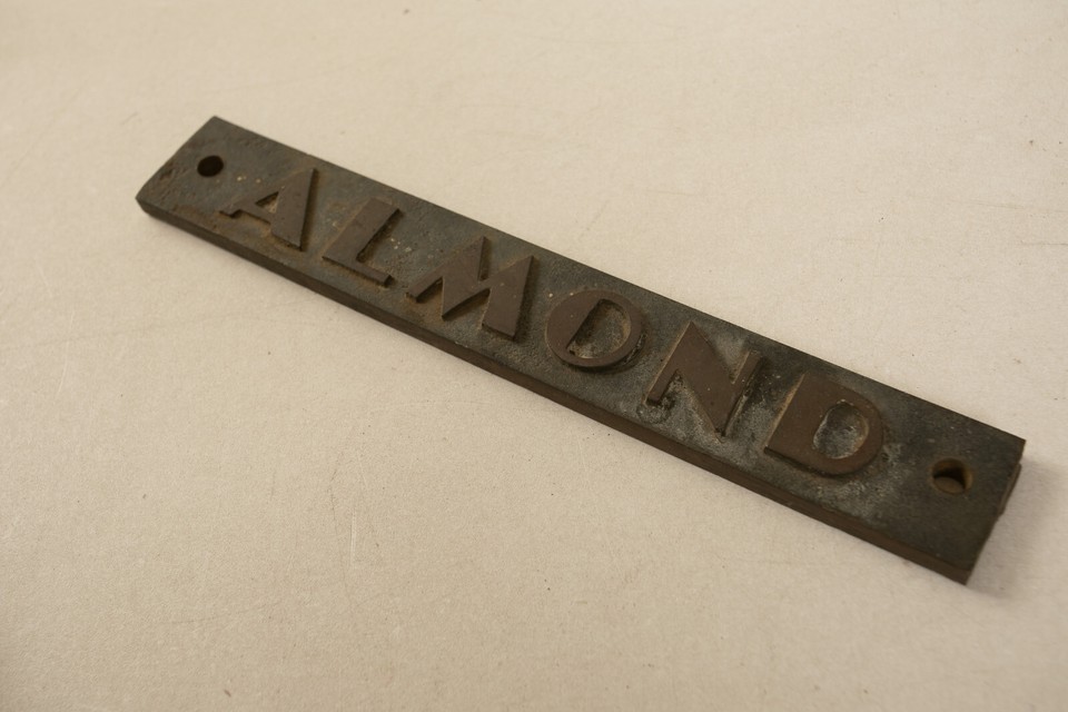 Brass or Bronze Almond Sign (B7C/JSF6) Tag Paperweight Art Deco ...