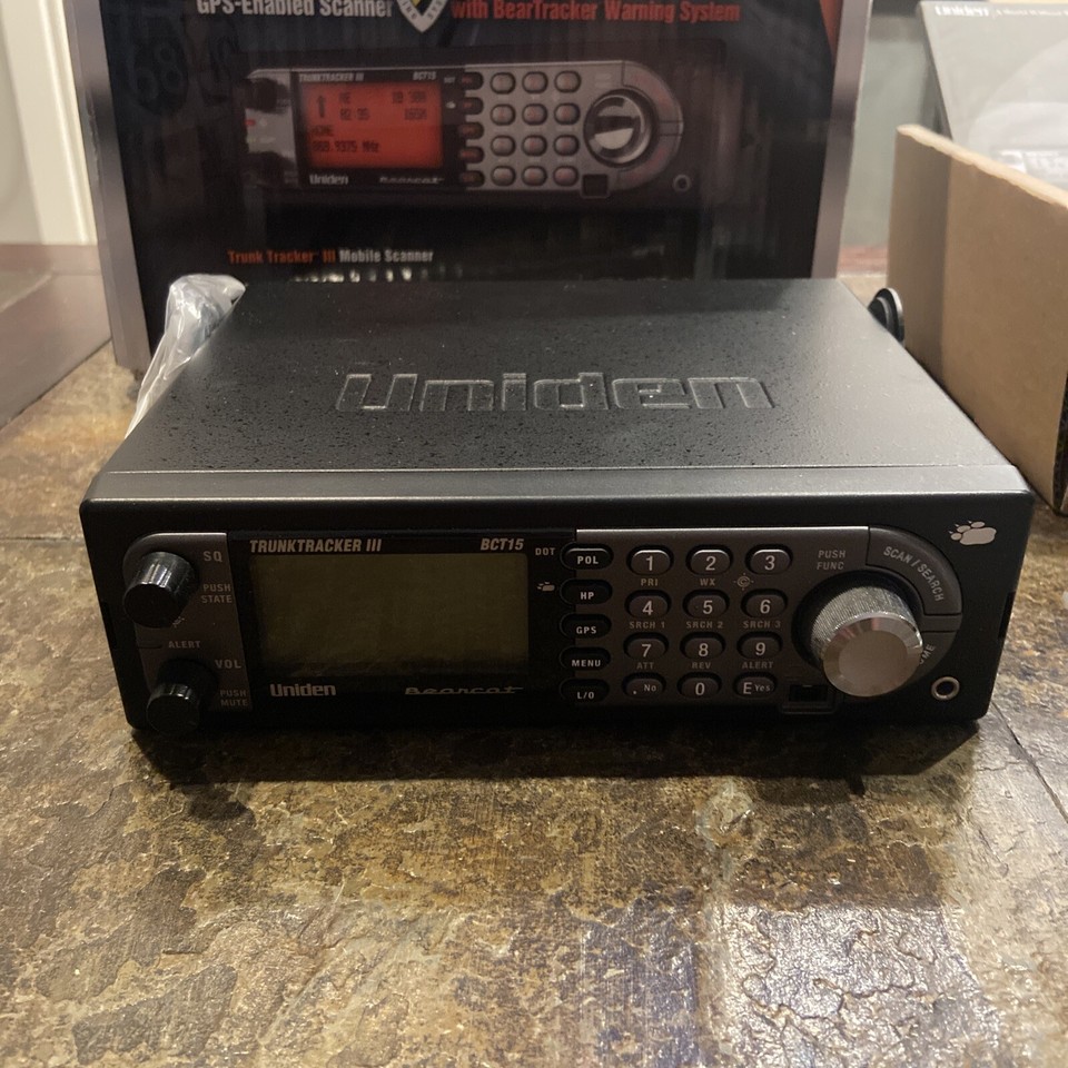 Uniden BearTracker Mobile Tracking Scanner with GPS Support - Black ...