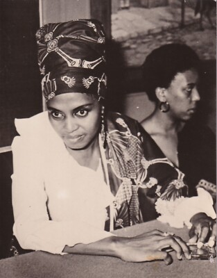 CIVIL RIGHTS FIGHTER & PATA PATA SINGER MIRIAM MAKEBA CUBA 1960s Photo ...