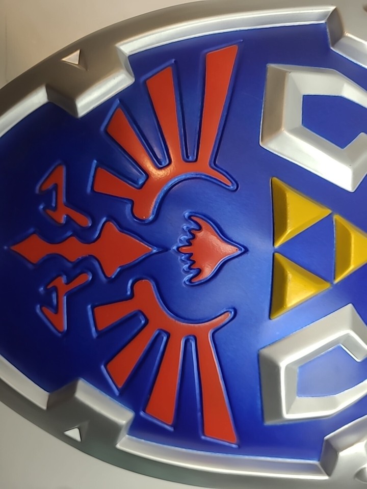 Legend of Zelda LINK Shield 19" Plastic Nintendo 2015 | eBay