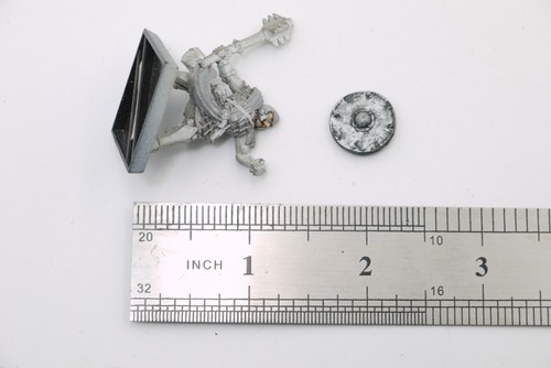 VINTAGE WOC40034 Jozan Male Human Cleric of Pelor metal Miniature D&D ...