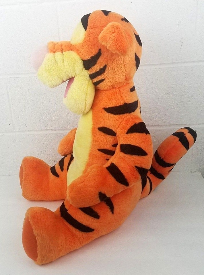 Talking Tigger DISNEY Fisher Price “I talk!” Jumbo Plush Animal Toy ...