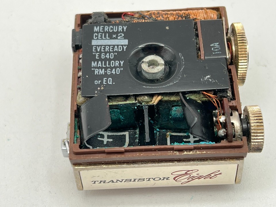 Vintage Standard Micronic Ruby SR-H437 8 Transistor Brown Imperial ...