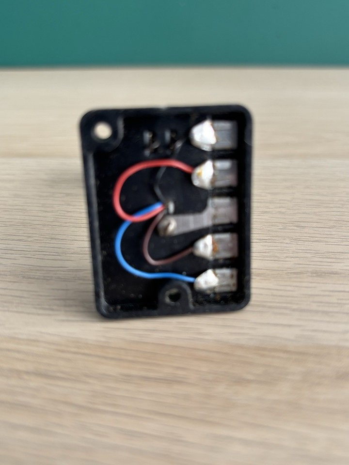 Hornby Dublo 5047 Colour Light Signal - Junction | eBay