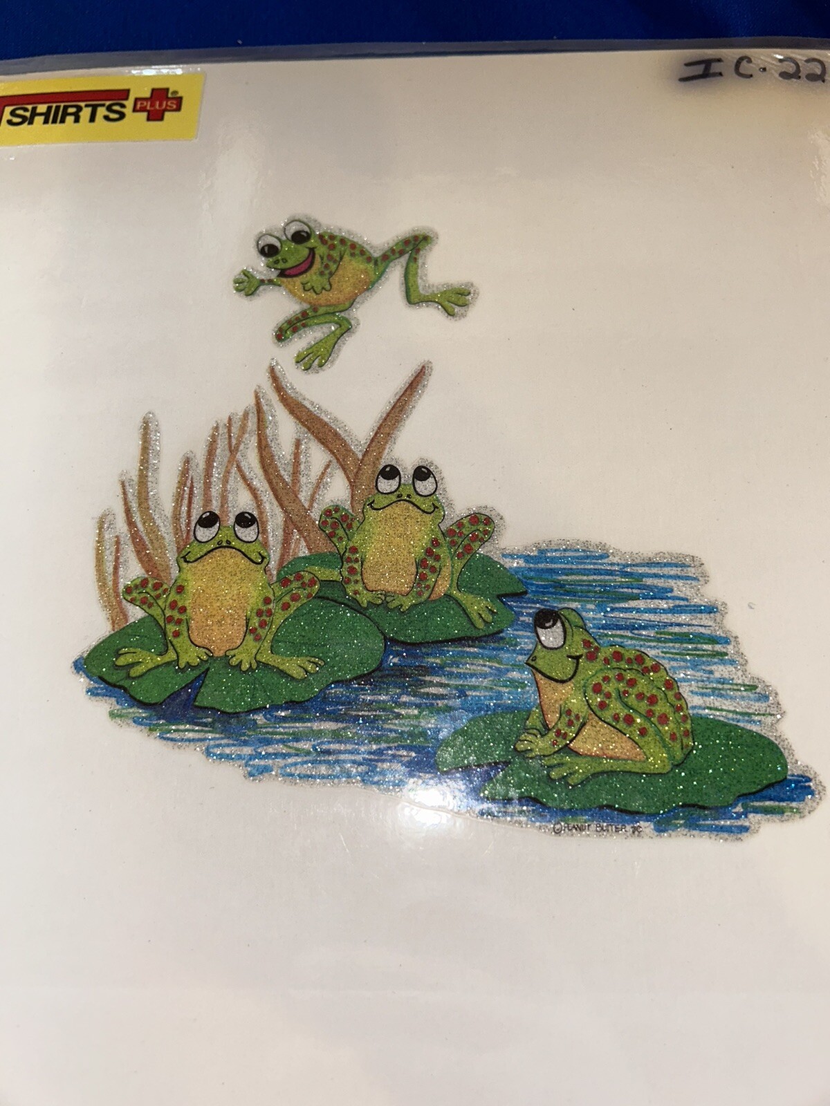 1980 FROGS ON LILY PADS Glitter Iron-on T-Shirt Graph… - Gem