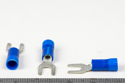 Slotted Cable Lug Crimp Terminals Utilux/CA, 22-14 AWG, 0.5-2.5mm2, M3 ...
