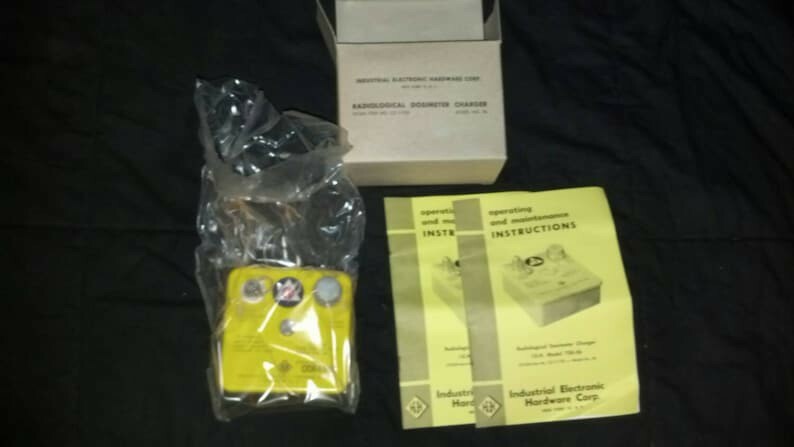 Civil Defense Radiological Dosimeter Charger CDV-750 Model 5b New in ...