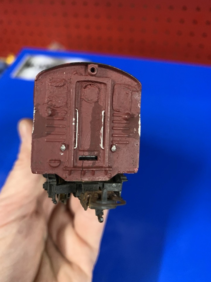 Lima CR Commonwealth Railways GM Class Diesel Locomotive Kd Couplers ...