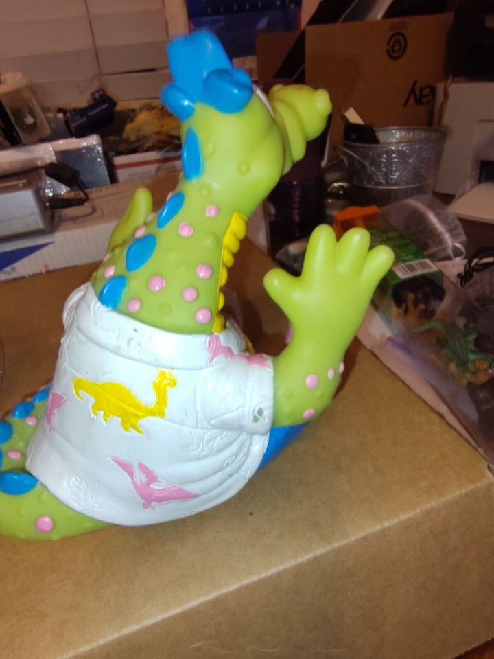 1990 Eureeka’s Castle Magellan The Dragon Vinyl Toy Puppet Vintage | eBay