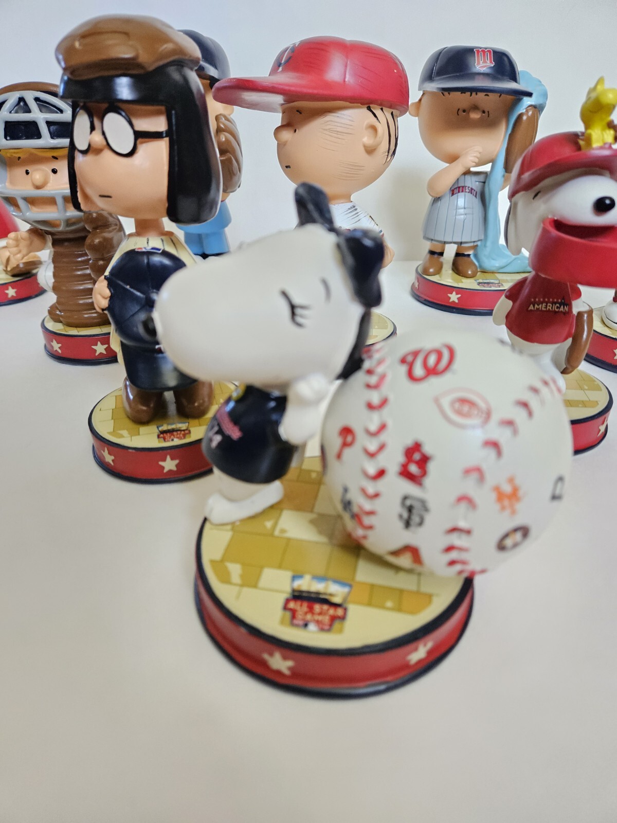 MINNESOTA TWINS 2014 MLB ALL STAR GAME SNOOPY PEANUTS BELLE STATUE ...
