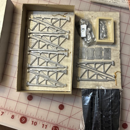 Model Masterpieces Ltd. - 120 Ton Overhead Crane - 514 HO Scale | eBay