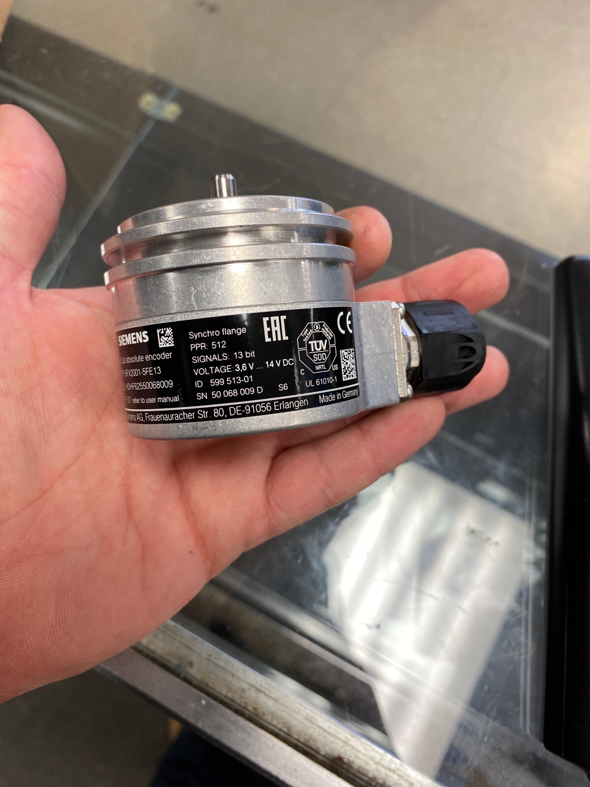 Siemens Endat Absolute Encoder PPR 512 synchro flange! Free Shipping ...