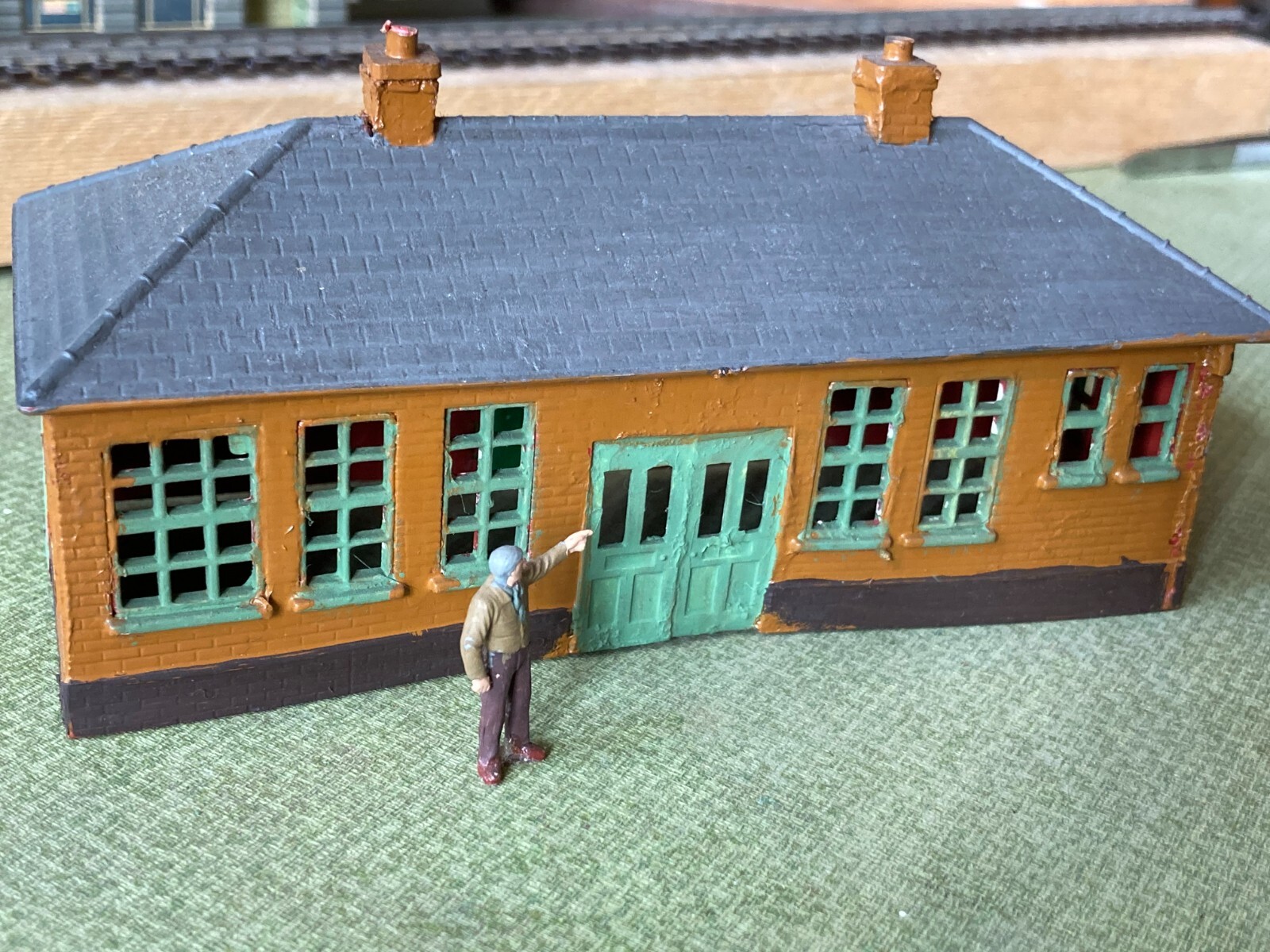 Airfix /Triang Building Collectors choice Airfix/Triang Range OO scale ...