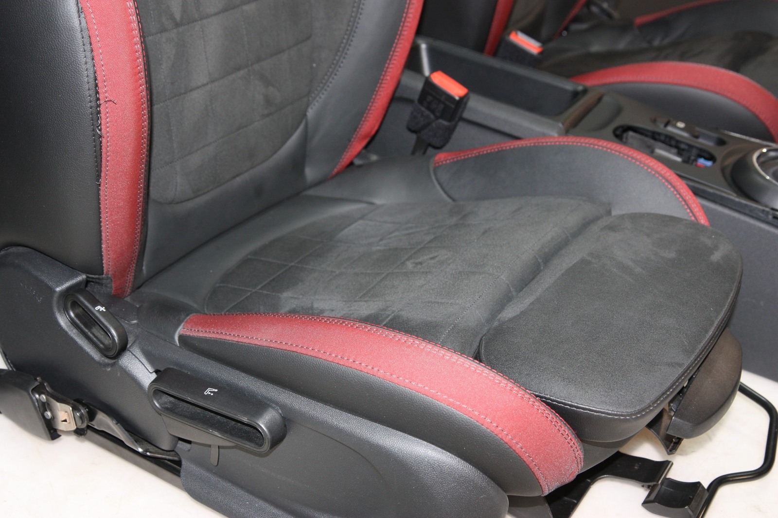 Mini Clubman F54 JCW Sports Seats John Cooper Works Dinamica Stoff Red ...