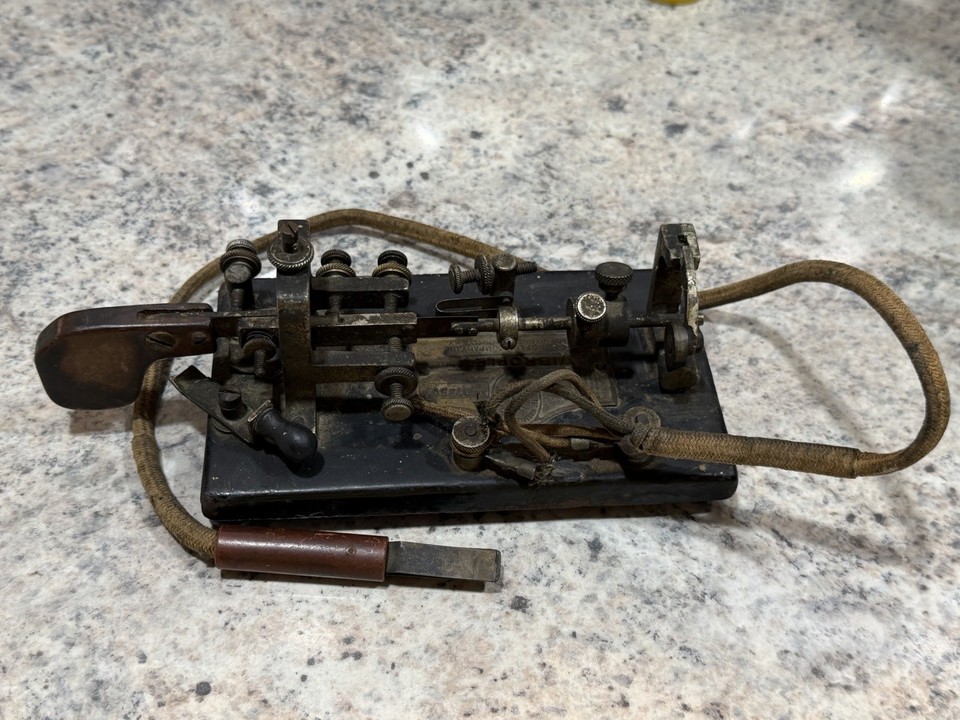 Vibroplex “Bug” telegraph key. D3 plate Fulton st. pre-war 1927 ...