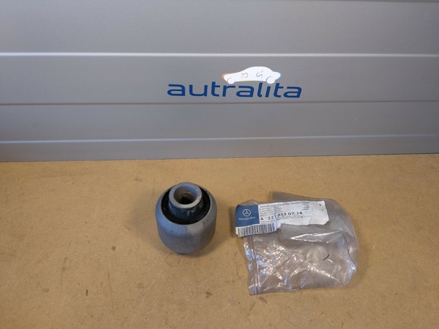 Genuine OEM MERCEDES BENZ W221 Control Arm Bushing Part No 2213330714 ...