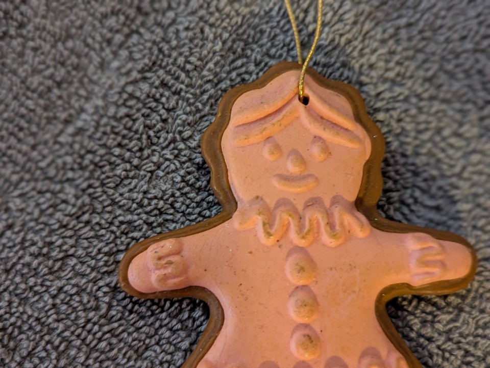 VTG 1981 Avon GingerBread Joys Ornaments Boy/Girl AppleSpice Wax ...