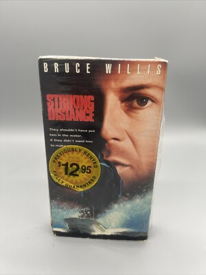 Striking Distance VHS Tape with Bruce Willis & Sarah Jessica Parker ...