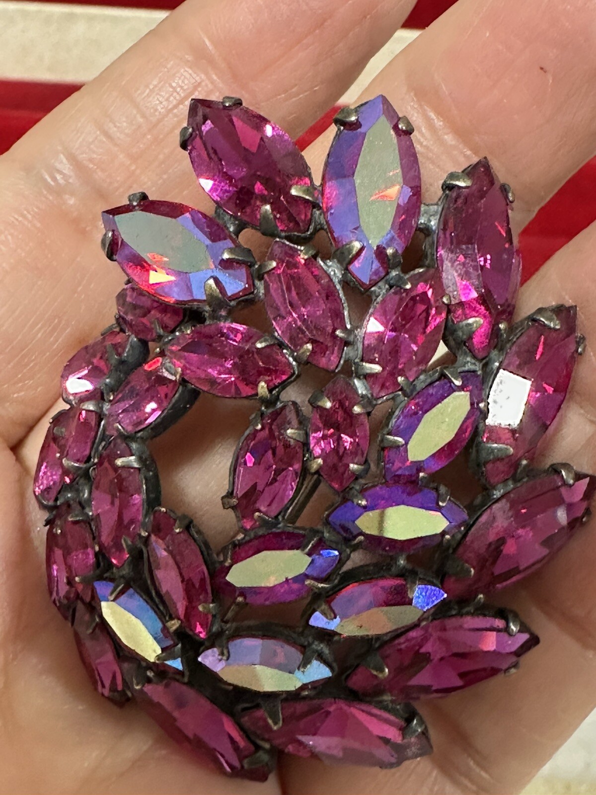 Vintage REGENCY Brooch 1960's Collectible Faceted Jew… - Gem