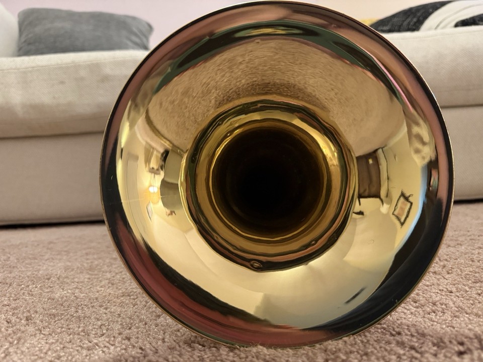 Bach Stradivarius 42AF Tenor Trombone, Axial Flow F Attachment Yellow ...