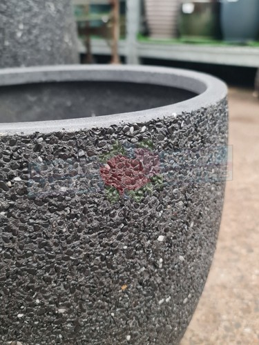 Outdoor Garden Patio Planter Pot Modstone Egg Montague Round Pebble ...