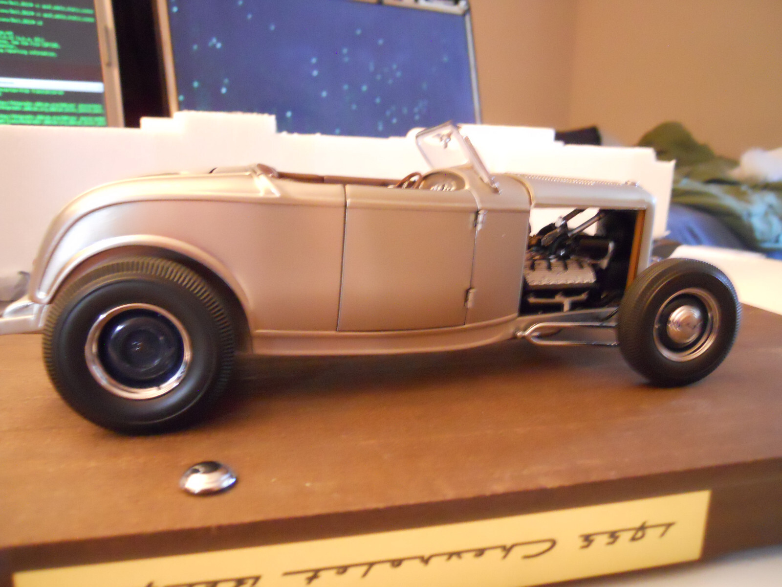 1932 Ford Model 18 Flathead V8 Deuce Coupe Diecast Model Scale 1:18 | eBay