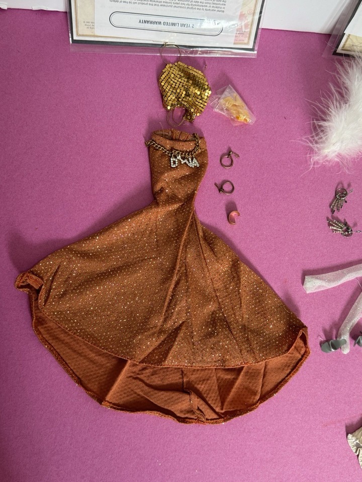 LOT Barbie Diva Collection All That Glitters Doll Fashion Outfit Gone ...