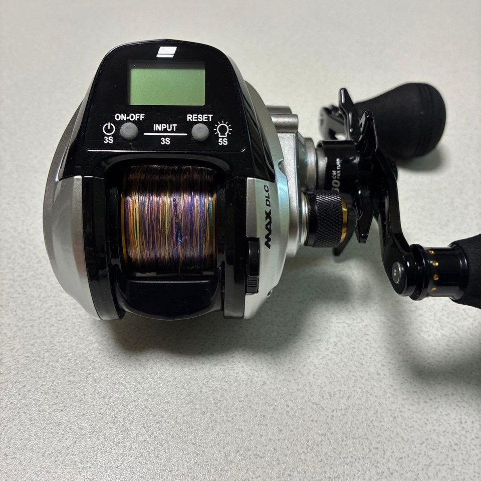 Abu Garcia Max Dlc Baitcasting Reel Low Profile Digital Line Counter ...