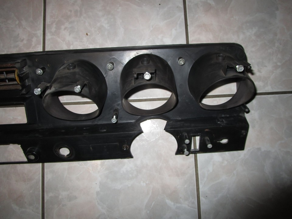 1970-72 PONTIAC GTO Le MANS T-37 GT-37 A/C DASH BEZEL WITH CENTER VENT ...