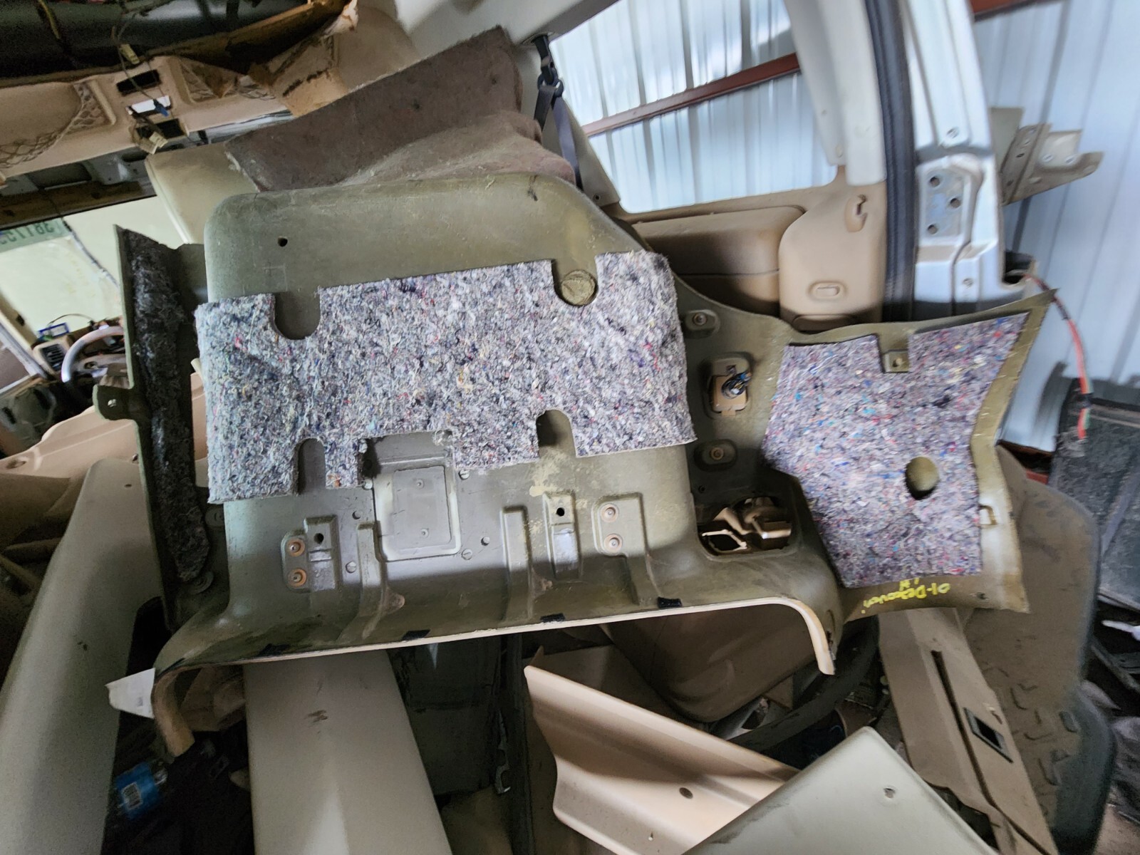 1999-2004 Land Rover Discovery II Rear Left Trunk Interior Panel ...