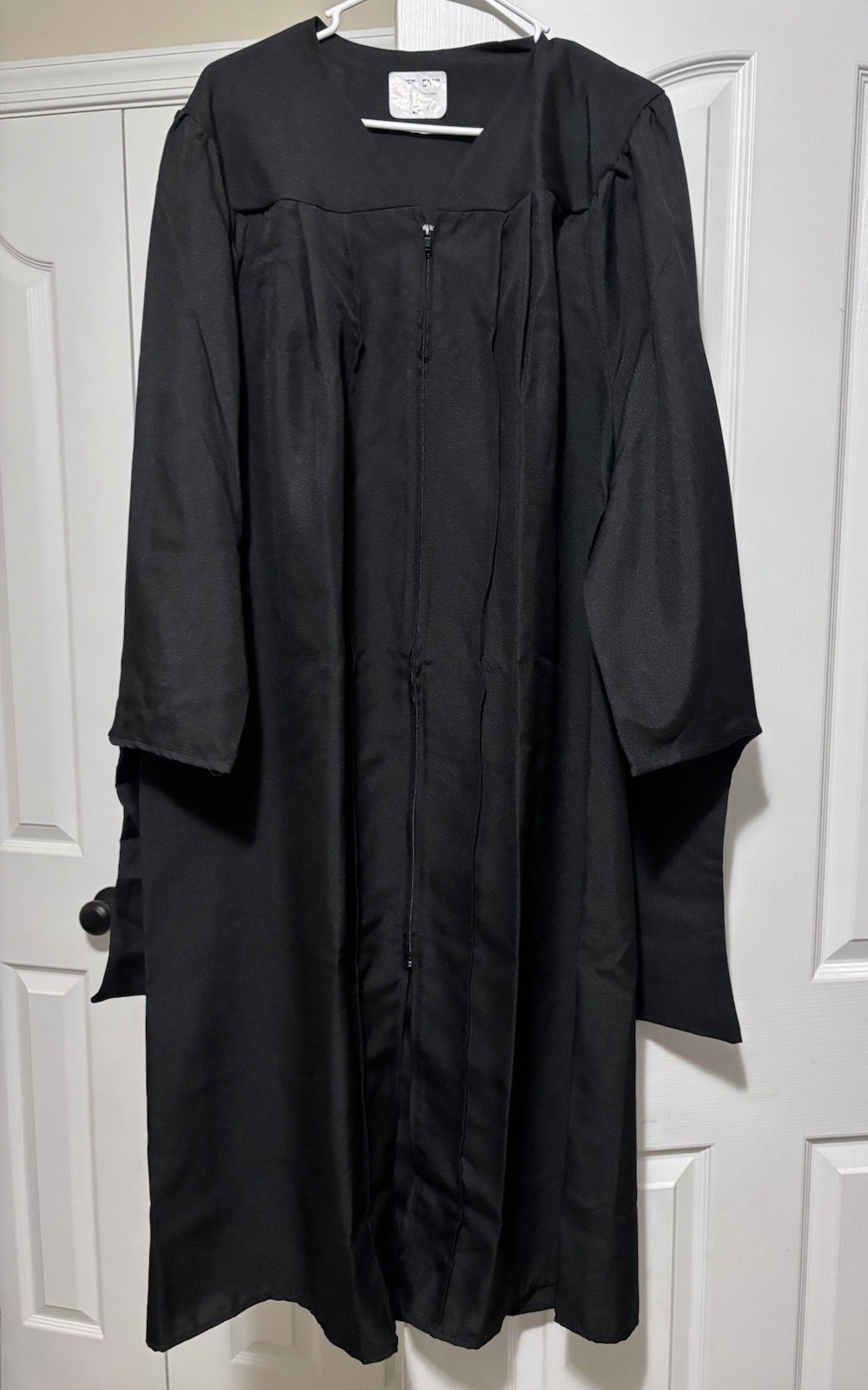 Herff Jones Graduation Cap and Gown 2025 Tassel Maste… - Gem