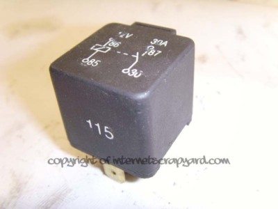 Nissan Patrol Y61 2.8 RD28 97-13 black relay 115 | eBay UK