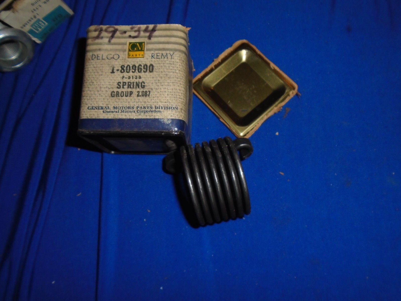 NOS 1925-1934 Chevy Starter Drive Bendix Spring 809690 | eBay
