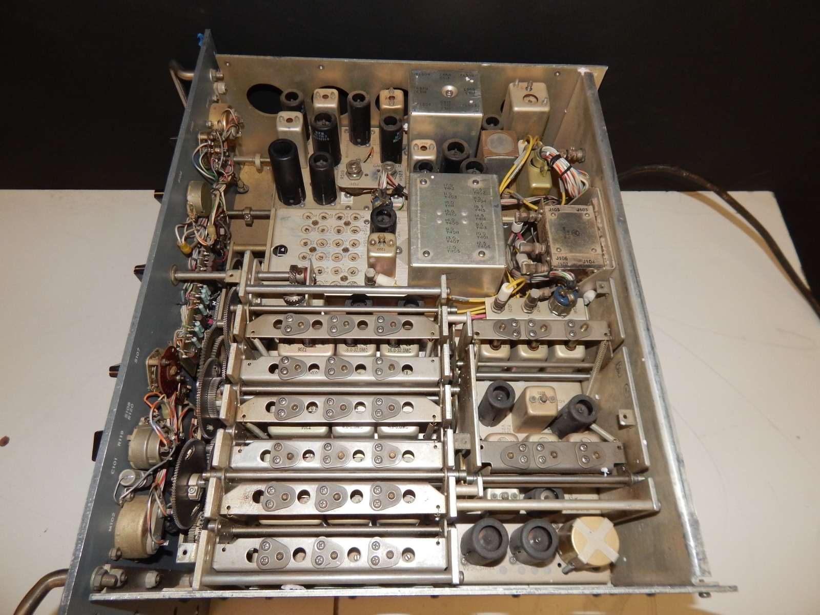 *TC* CAPEHART / MOTOROLA R-390A/URR R390A HF Communication Receiver ...