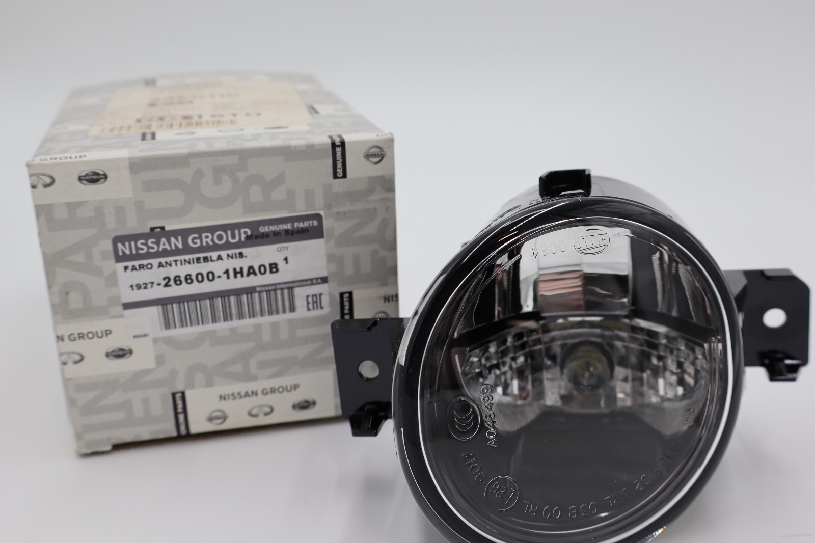 266001HA0B FR RH Daytime Lamp Nissan NAVARA E-nv200 Pulsar Note ...