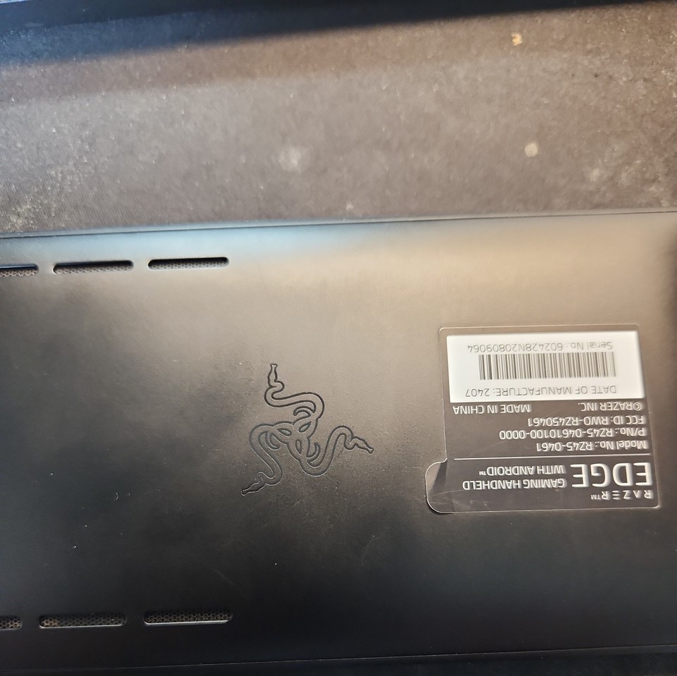 Razer Edge Wifi Gaming Tablet + Razer Kishi V2 Pro Controller Bundle | eBay